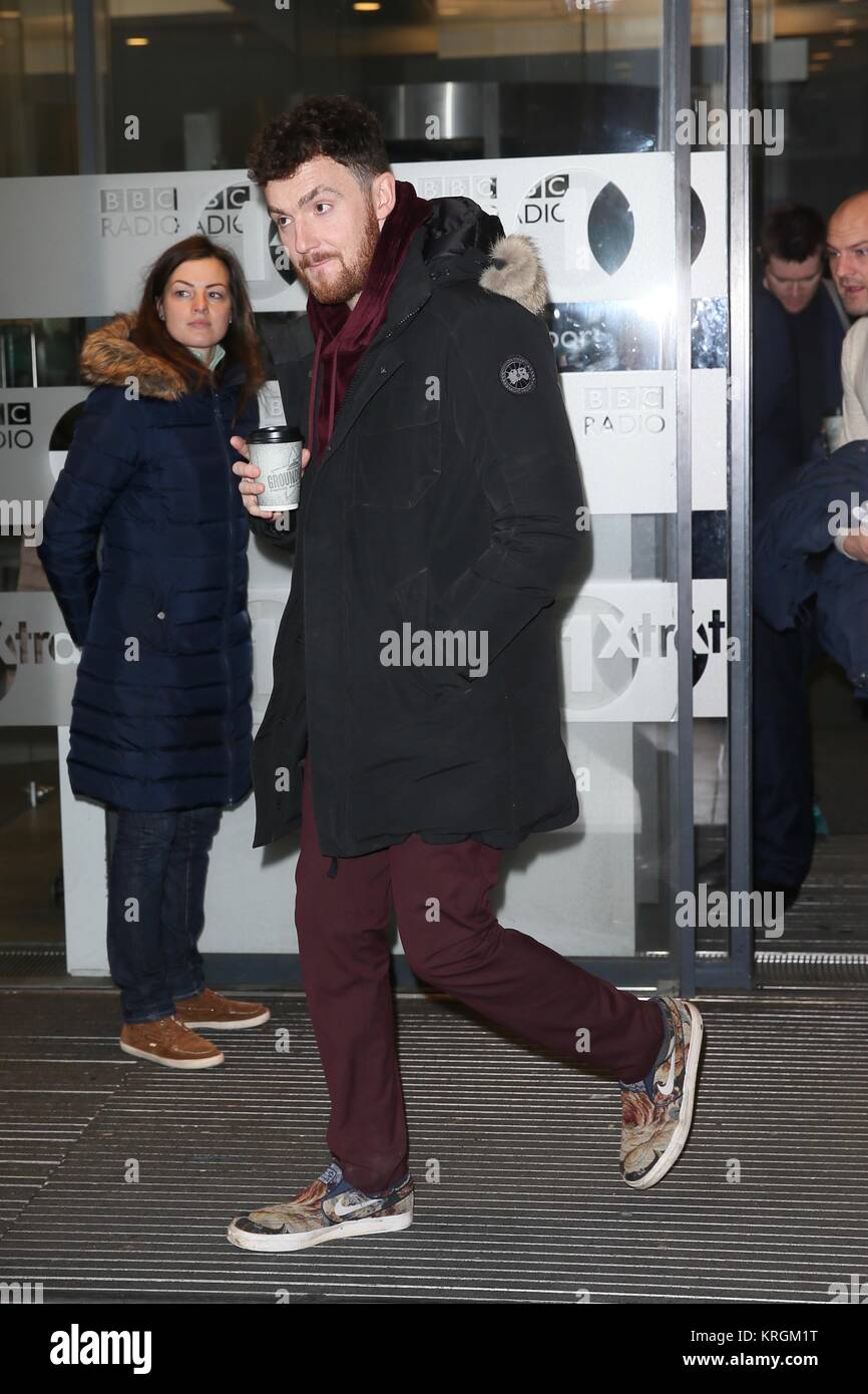 Sauber Bandit gesehen, Radio 1, nachdem sie auf dem Live Lounge mit Julia Michaels Mit: Jack ...
