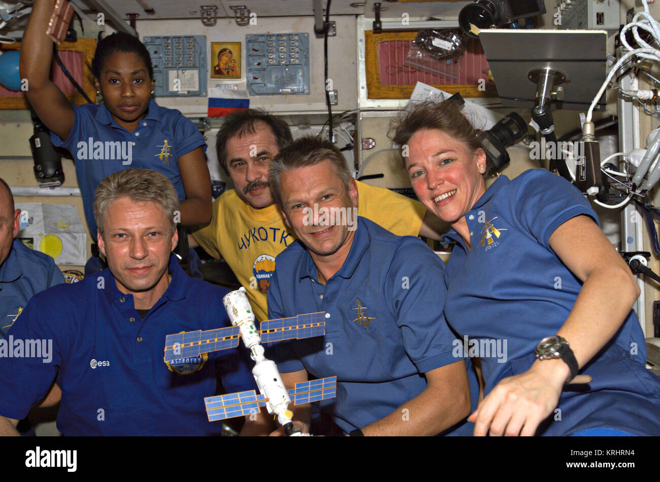 NASA Space Shuttle Discovery ISS Expedition 13 prime Besatzungsmitglied ...