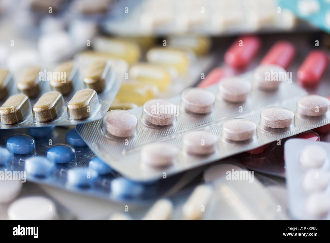 Haufen von paracetamol -Fotos und -Bildmaterial in hoher Auflösung ...