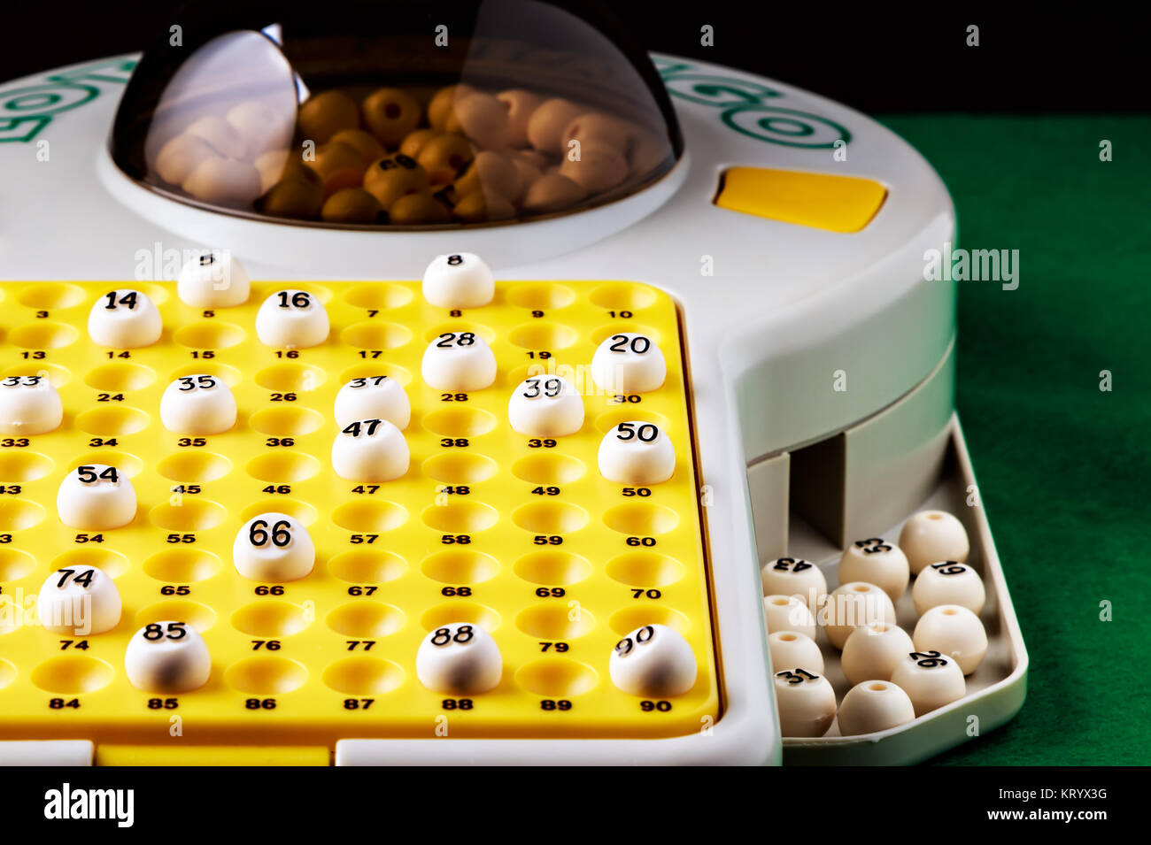 Bingo ball spinner -Fotos und -Bildmaterial in hoher Auflösung – Alamy