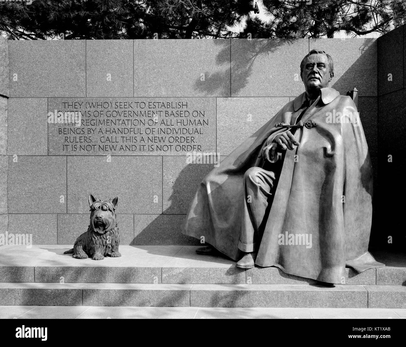 Das FDR Memorial in Washington, D.C. zeigt eine Statue von Fala ...