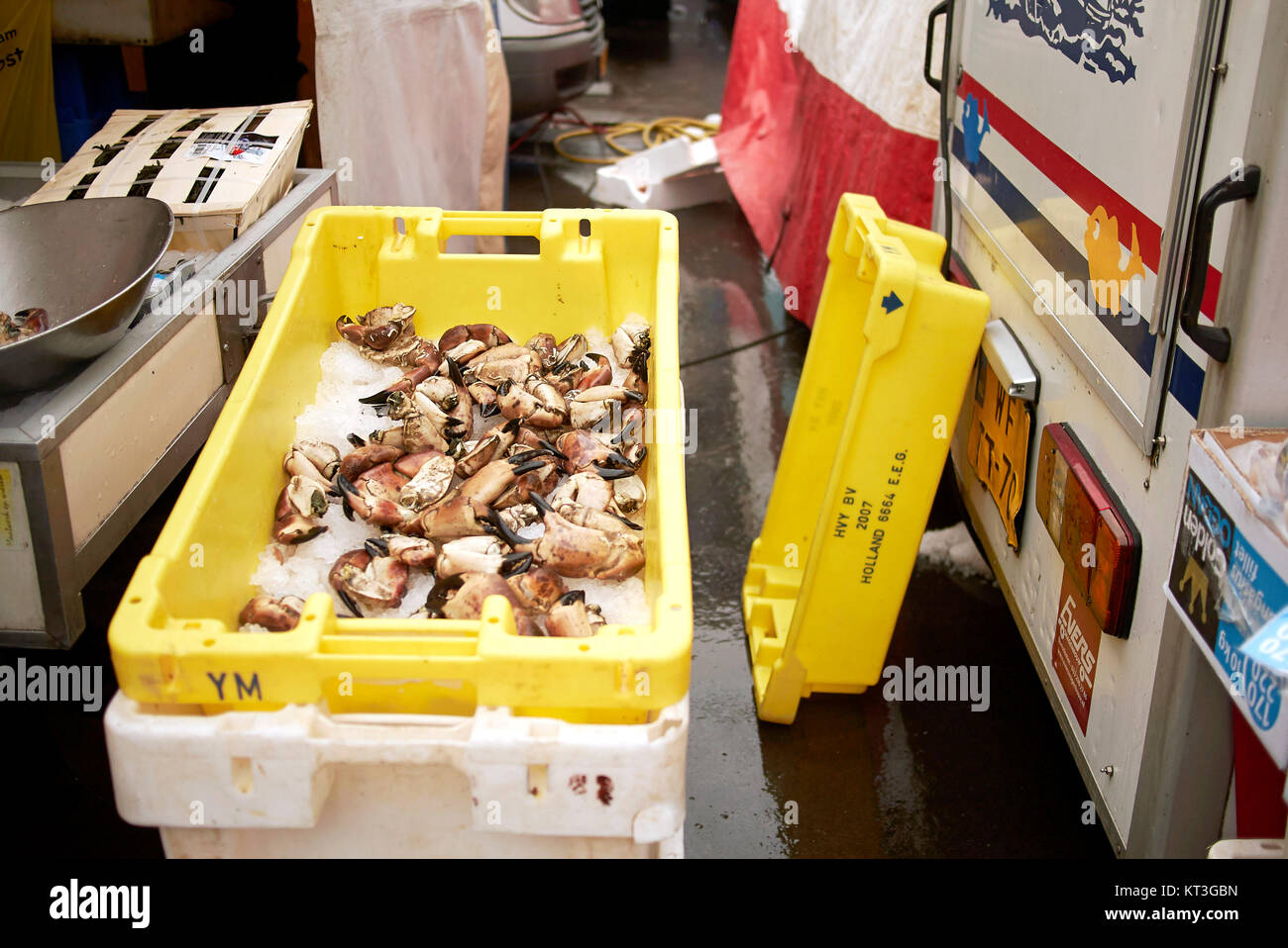 Amsterdam fischmarkt niederlande -Fotos und -Bildmaterial in hoher ...