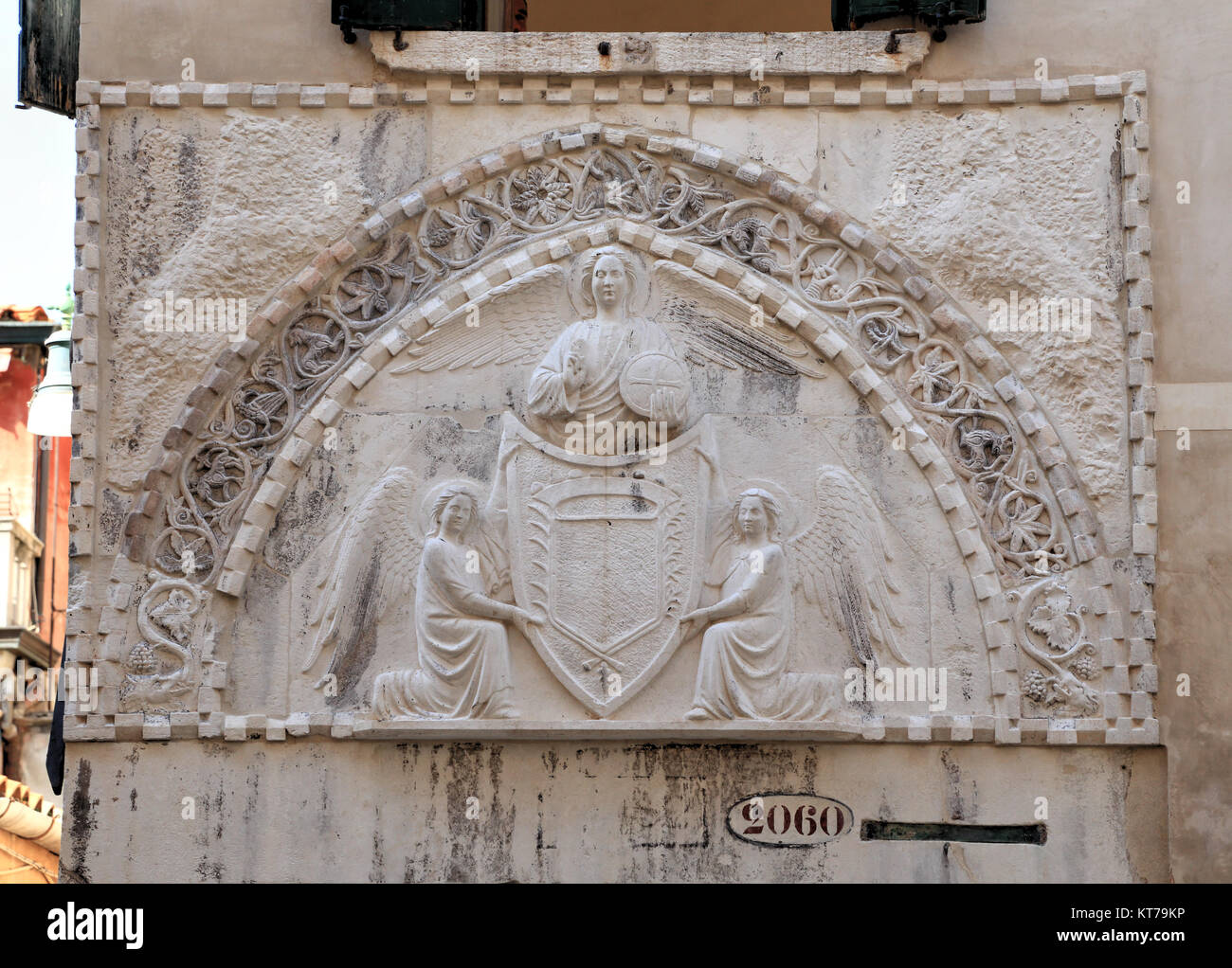 Tympanon Erleichterung Stockfotos und -bilder Kaufen - Alamy