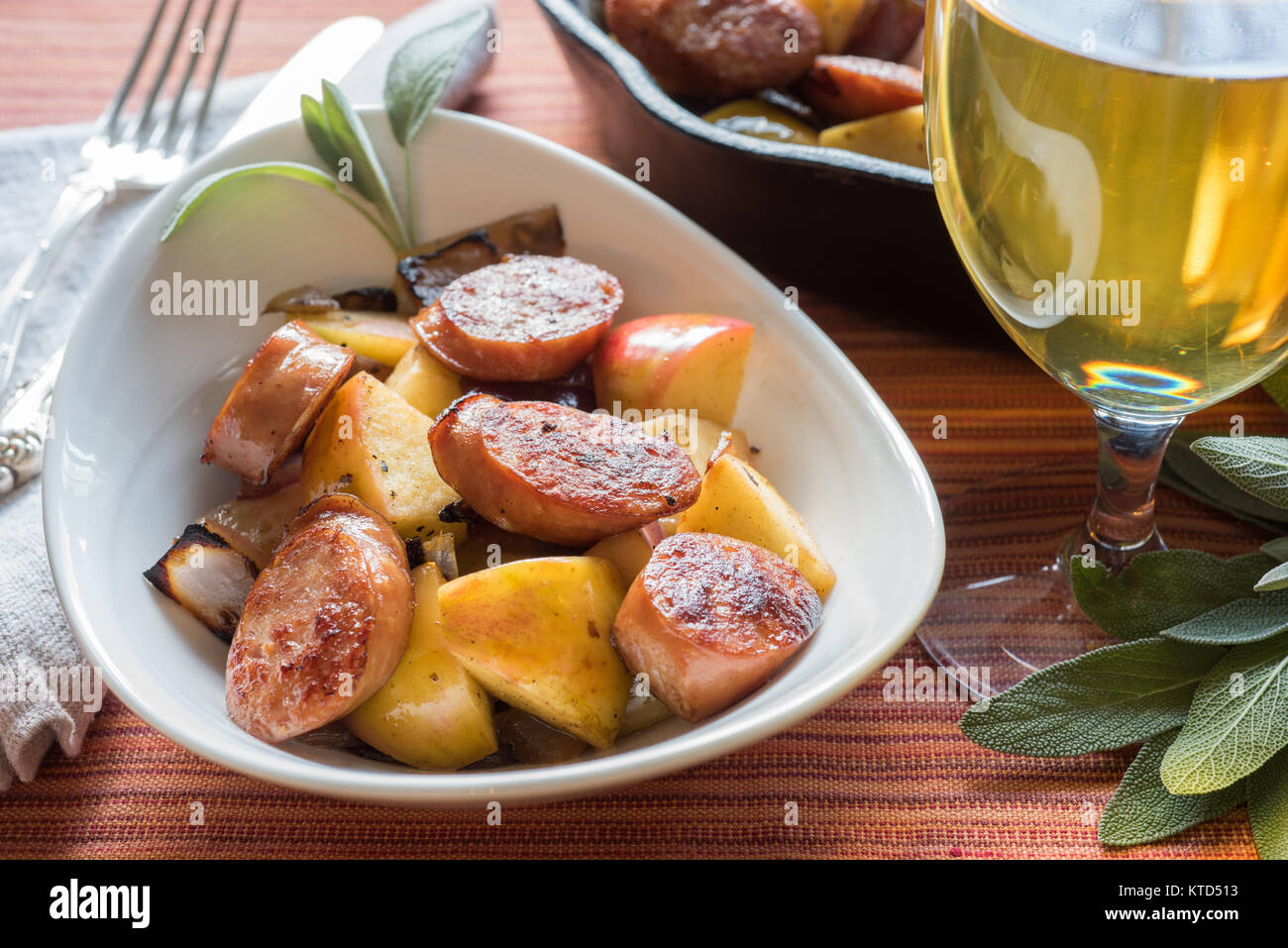 Bier und wurst -Fotos und -Bildmaterial in hoher Auflösung – Alamy