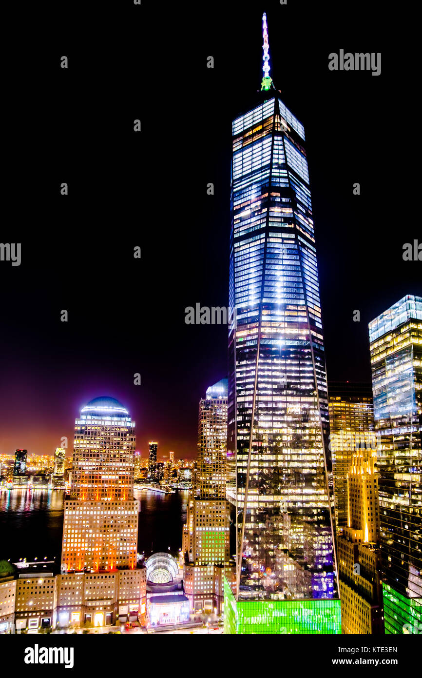 One world trade center night -Fotos und -Bildmaterial in hoher ...