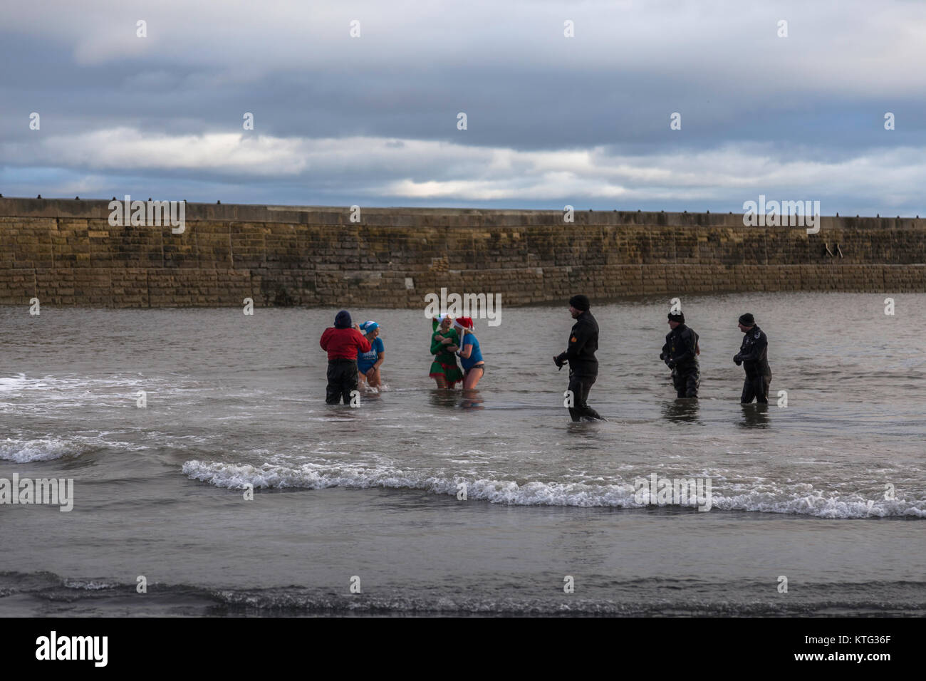 Seaham pier -Fotos und -Bildmaterial in hoher Auflösung – Alamy