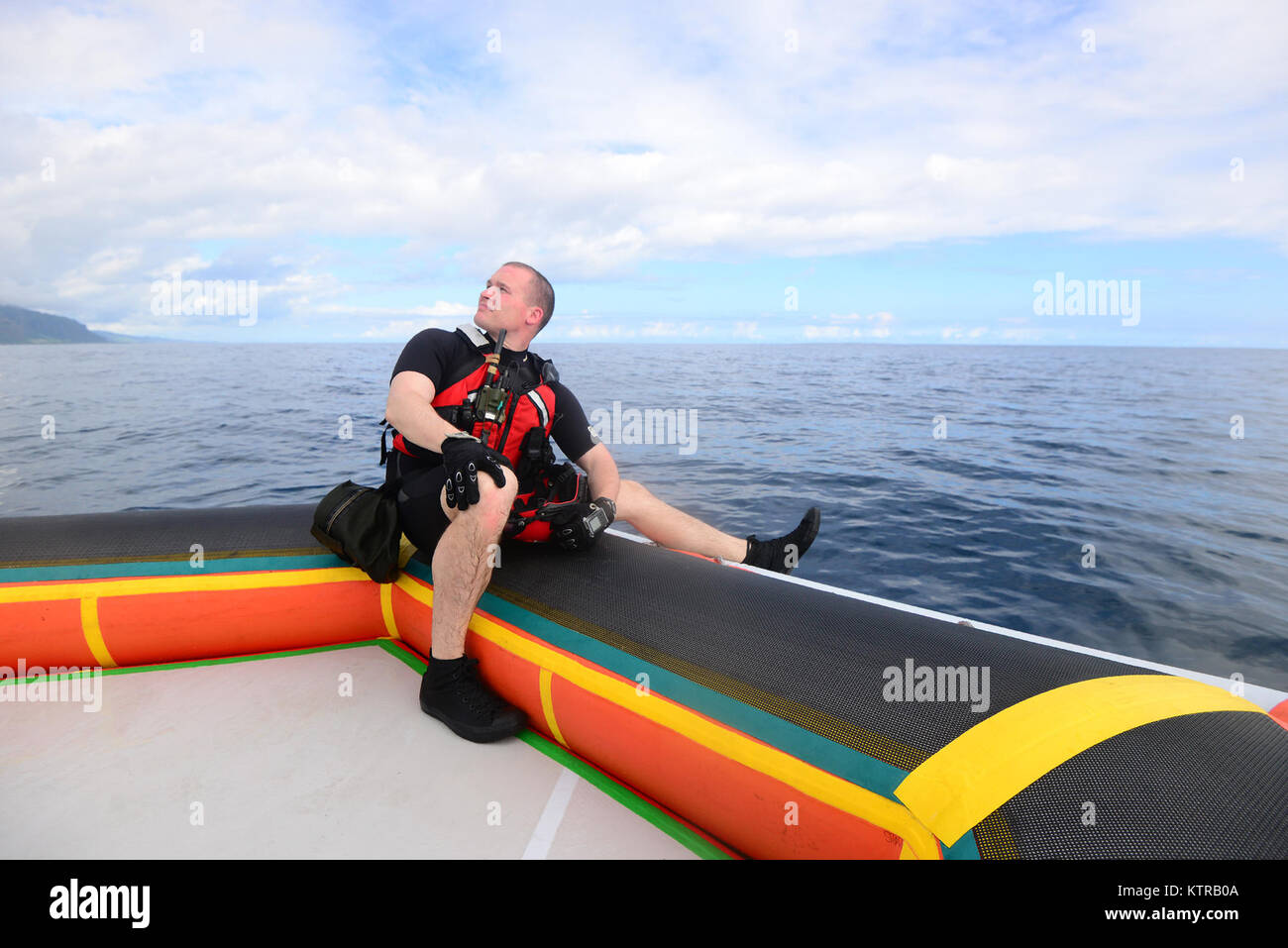 Pararescuemen und zur Bekämpfung der Rettung Offiziere aus der 103 ...