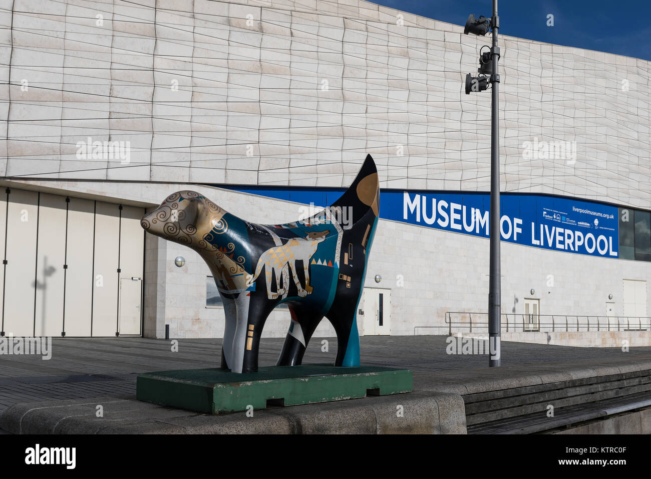 Lambanana, Symbol von Liverpool, am Pier Head, Liverpool, Merseyside ...