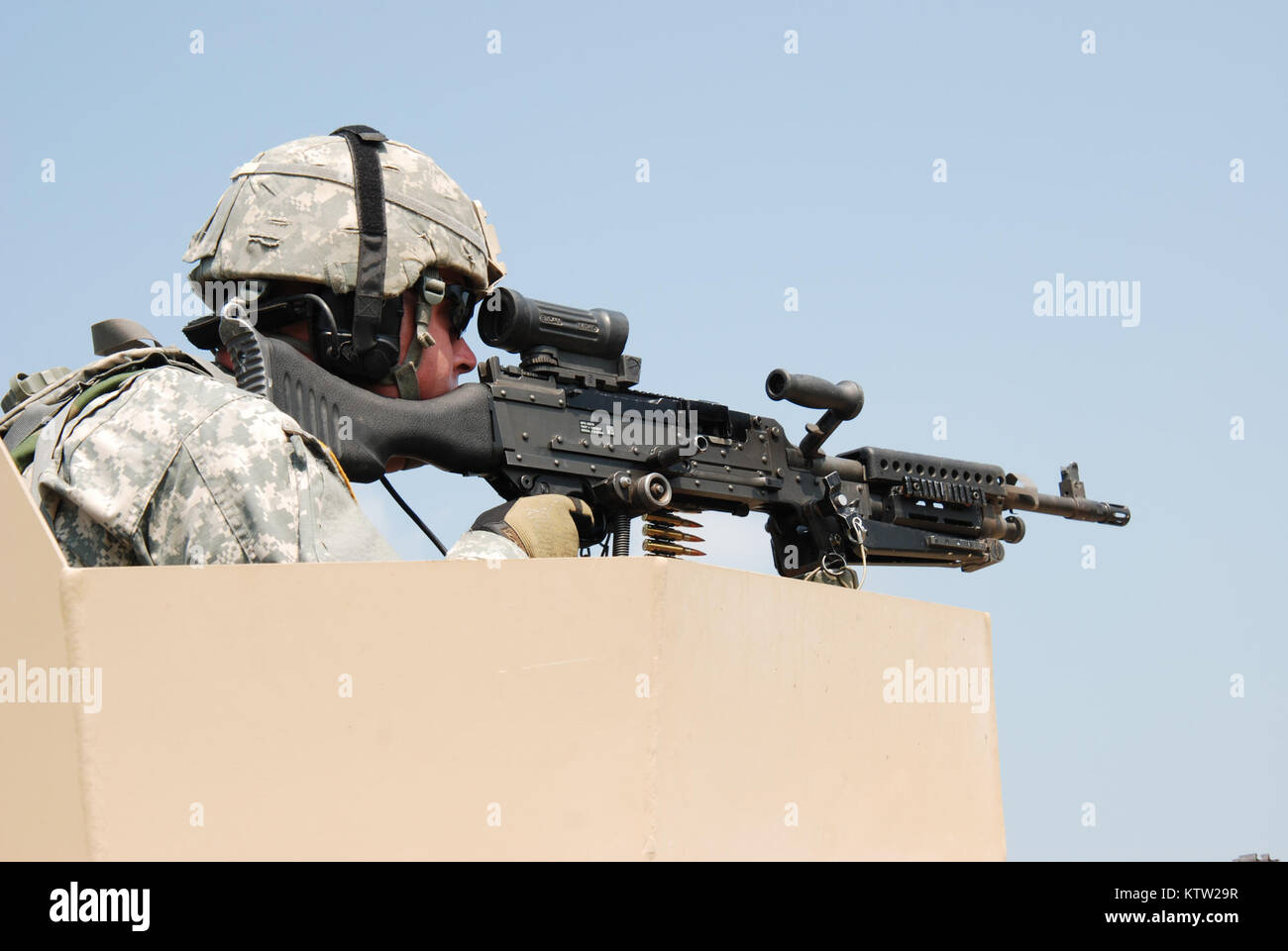 50 caliber humvee -Fotos und -Bildmaterial in hoher Auflösung – Alamy