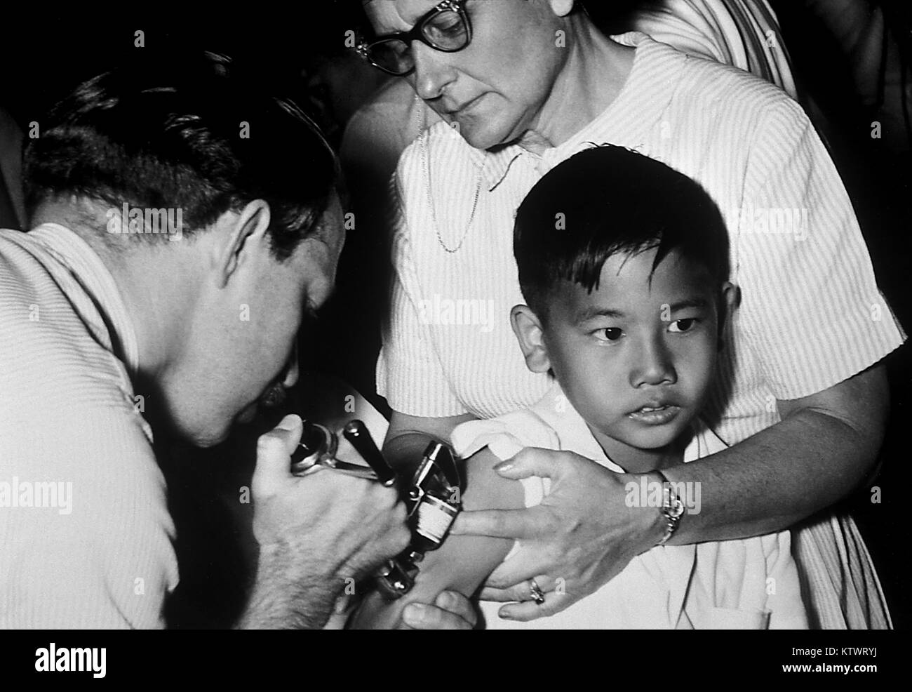 Ein kind mit pocken -Fotos und -Bildmaterial in hoher Auflösung – Alamy