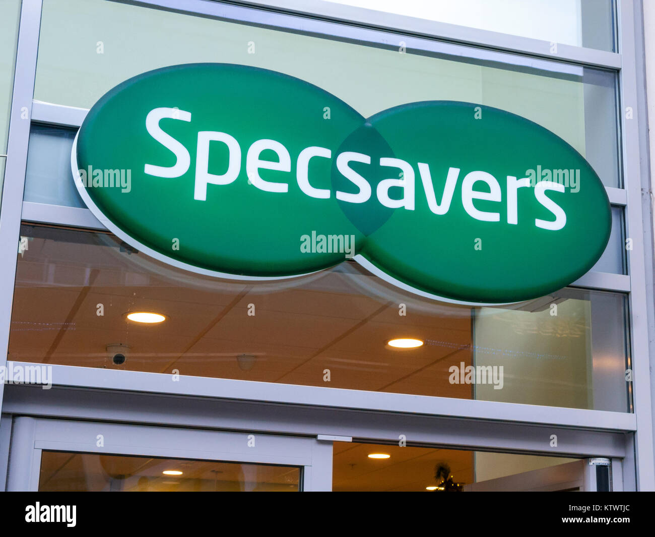 Specsavers Zeichen & Logos Stockfotografie - Alamy