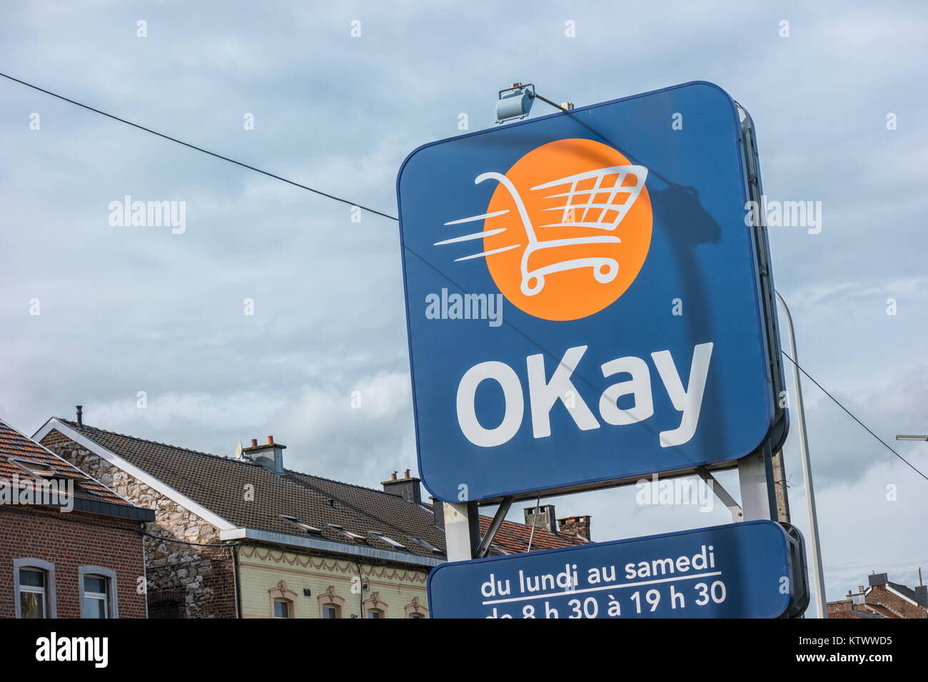OKay Supermarkt logo unterzeichnen. OKay ist ein Stadtteil speichert ...