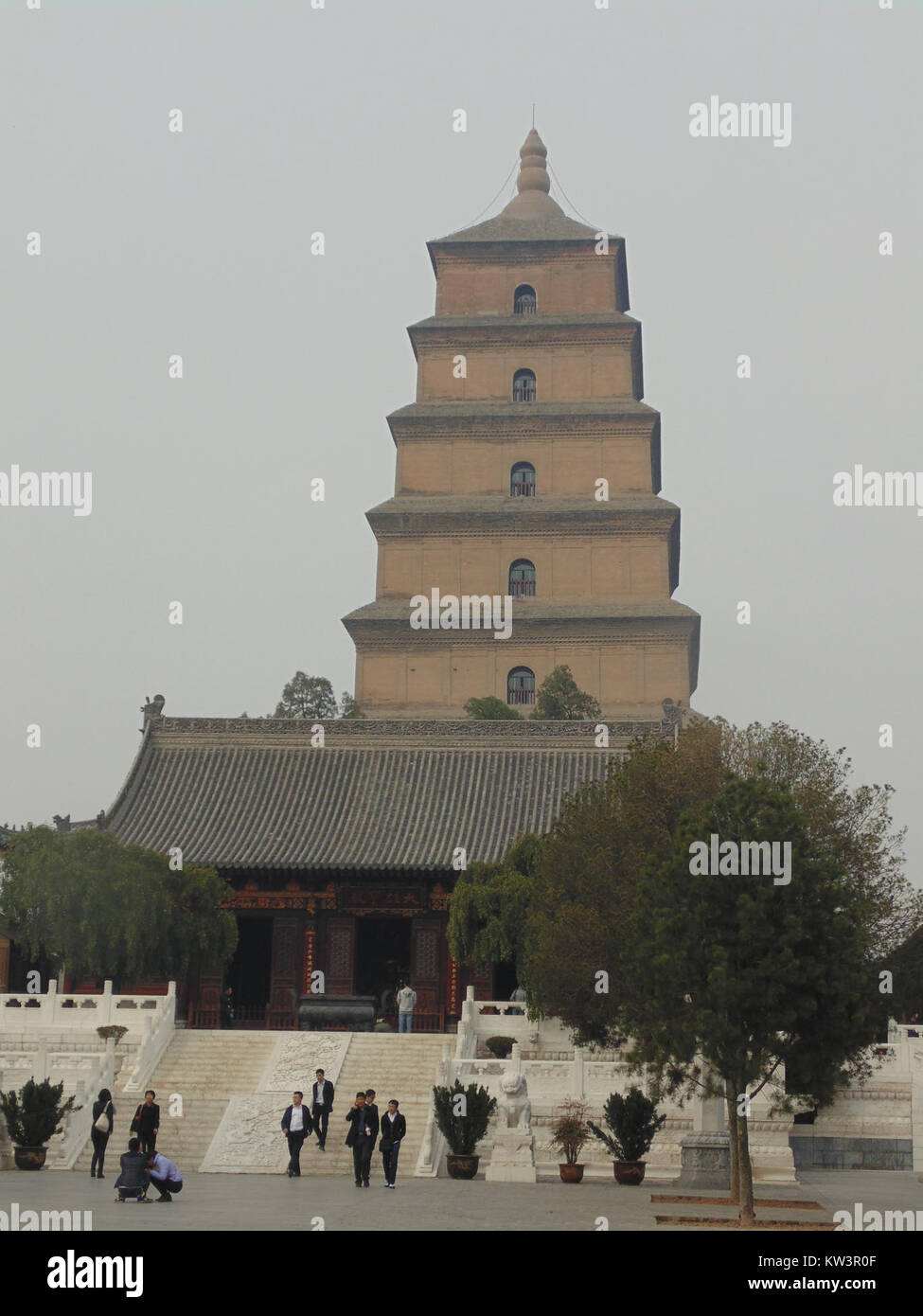 Die Big Wild Goose Pagode ist eine alte buddhistische Pagode in Xi'an ...