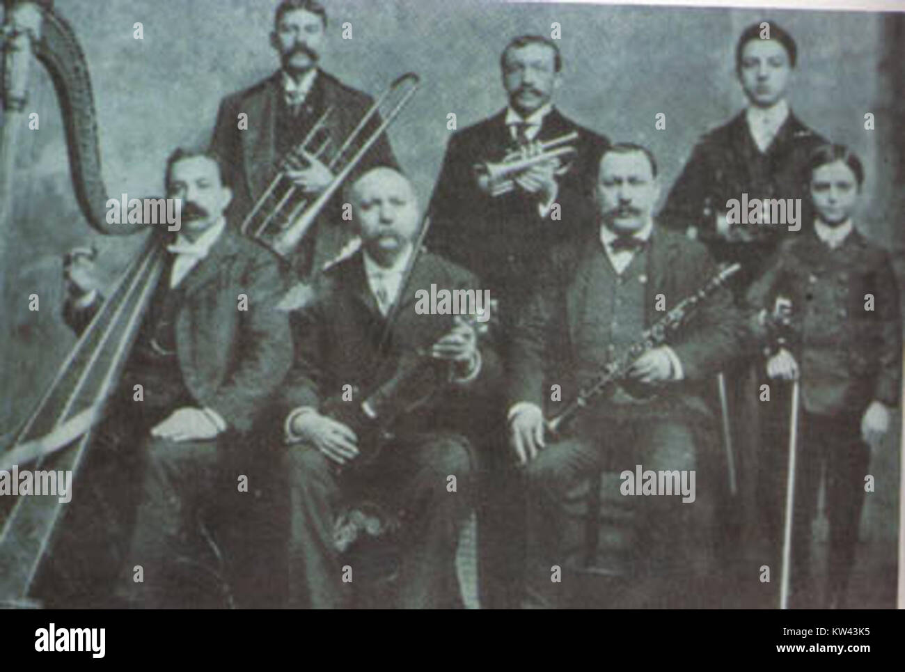 Musiker darstellen -Fotos und -Bildmaterial in hoher Auflösung – Alamy