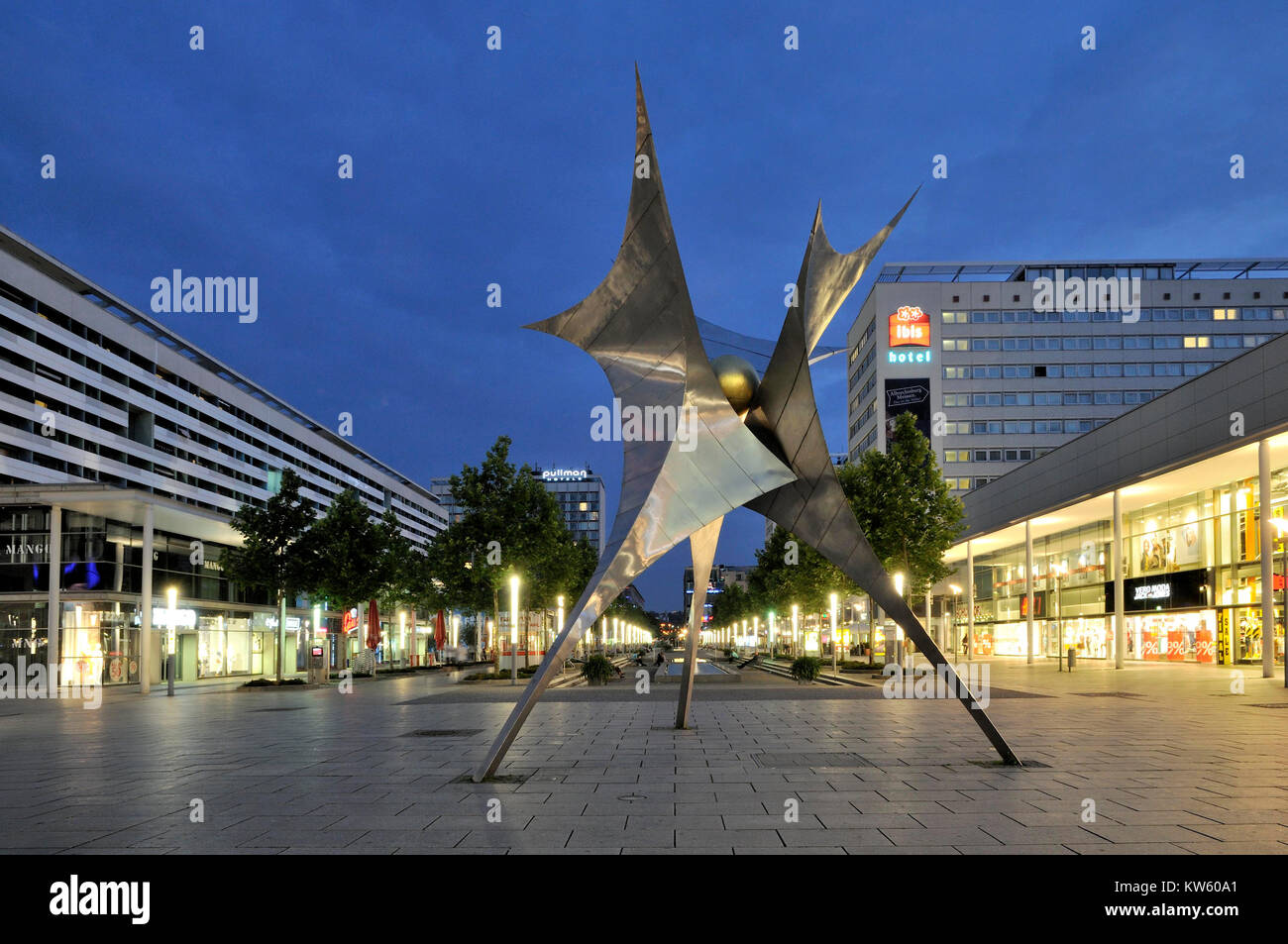 Einkaufsmeile Prager Straße, Dresden, Einkaufsmeile Prager Straße ...