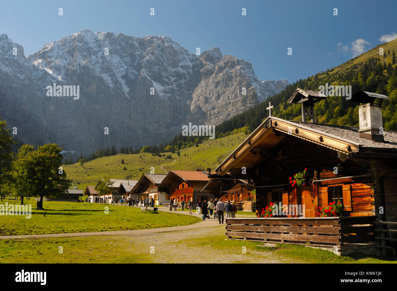 Almdorf eng -Fotos und -Bildmaterial in hoher Auflösung – Alamy