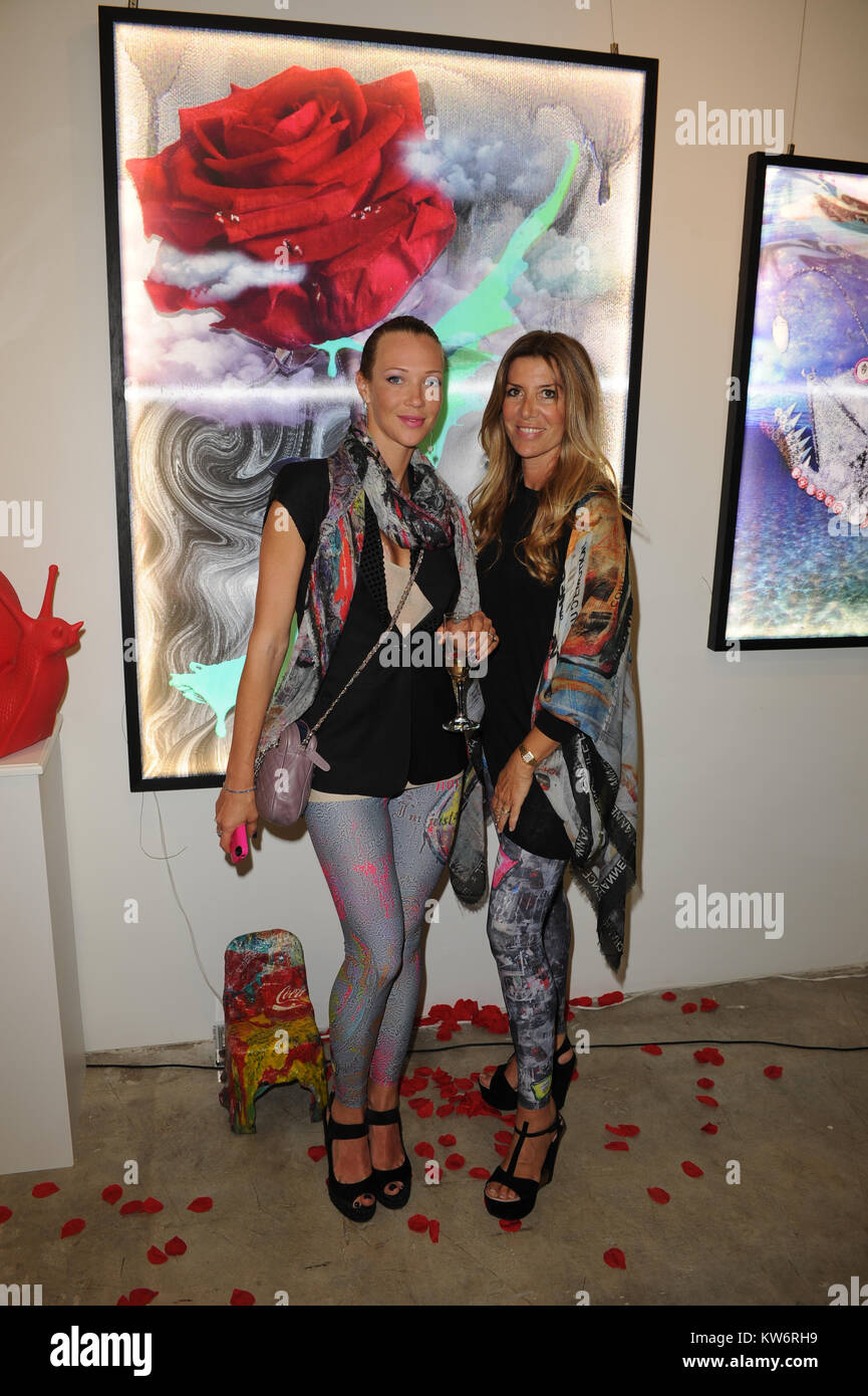 MIAMI, FL - 16. Mai: Künstler Ludmilla Radchenko und kuratierte Gloria ...