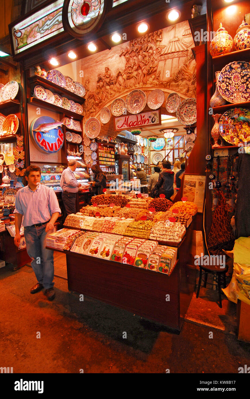 Orientalische basare -Fotos und -Bildmaterial in hoher Auflösung – Alamy