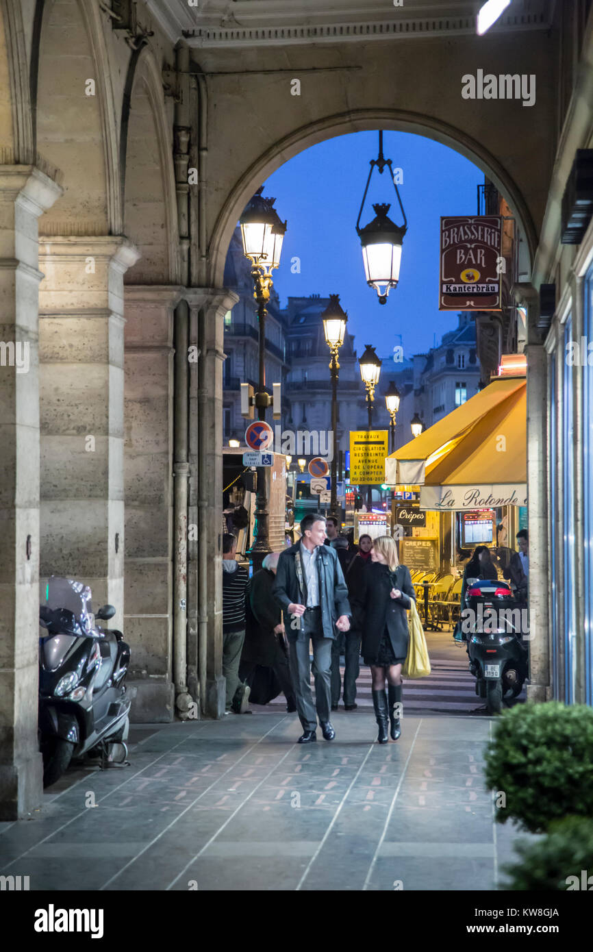 Rue des pyramides paris -Fotos und -Bildmaterial in hoher Auflösung – Alamy