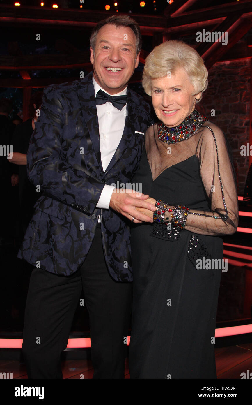 Waltraut haas -Fotos und -Bildmaterial in hoher Auflösung - Seite 2 - Alamy