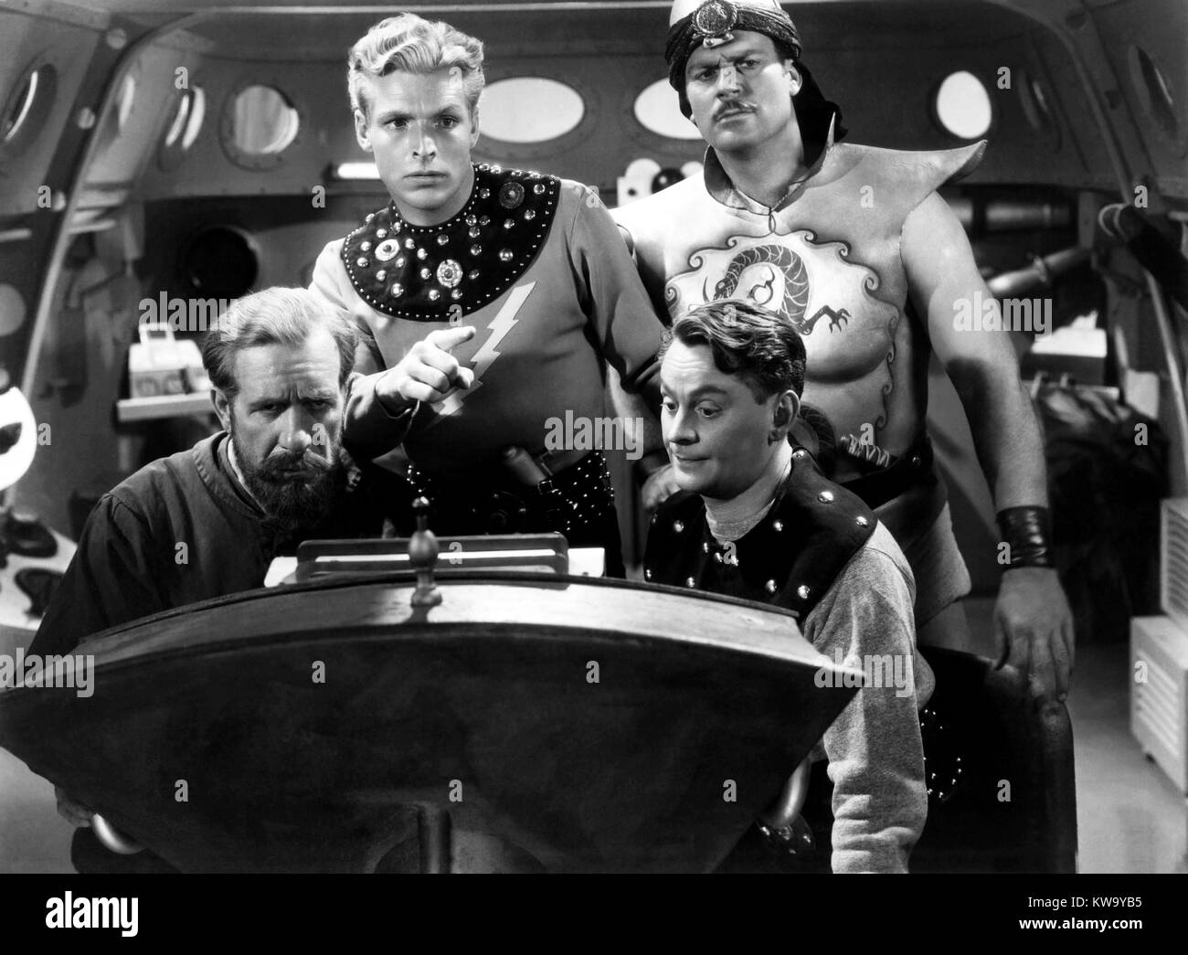 FLASH Gordon's Trip zum Mars, im Uhrzeigersinn von links unten, Frank ...
