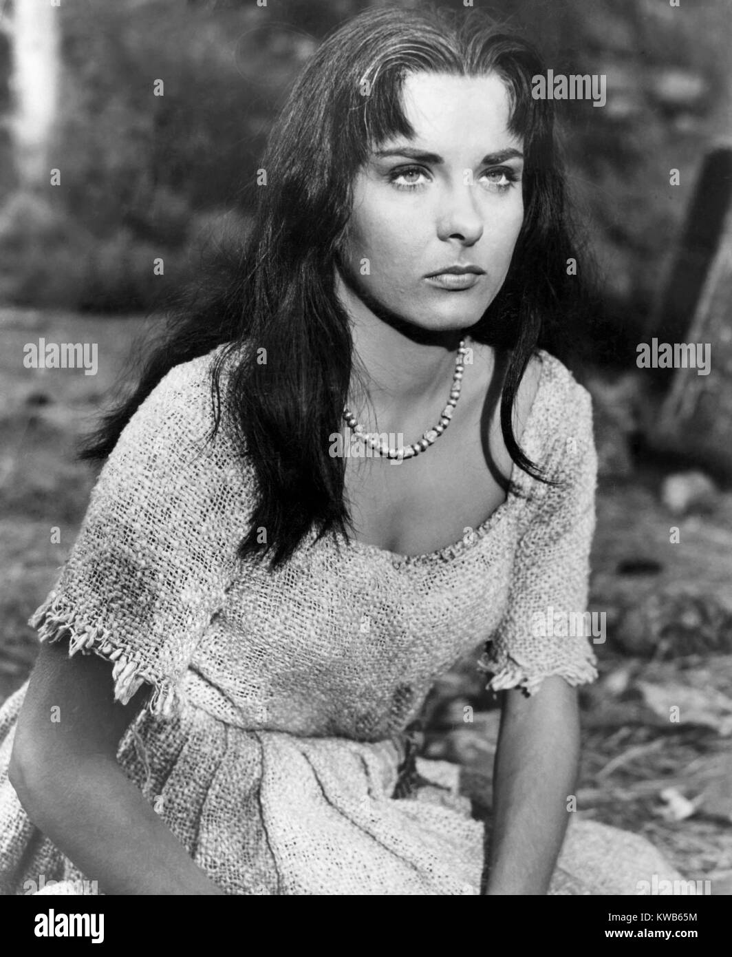 Jean Peters Apache APACHE" MOVIE POSTER "APACHE" MOVIE POSTER