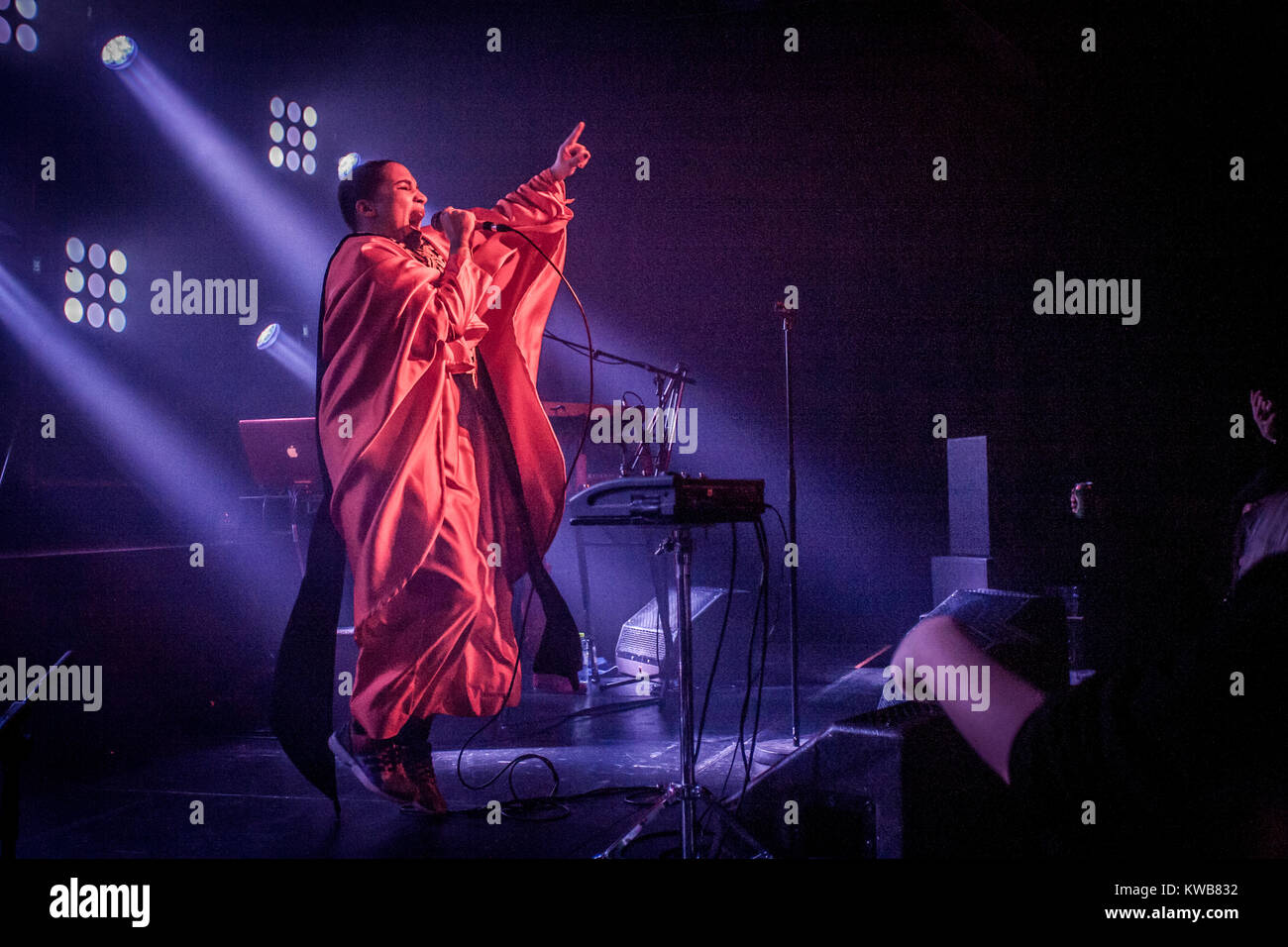 Lucy rapper -Fotos und -Bildmaterial in hoher Auflösung – Alamy