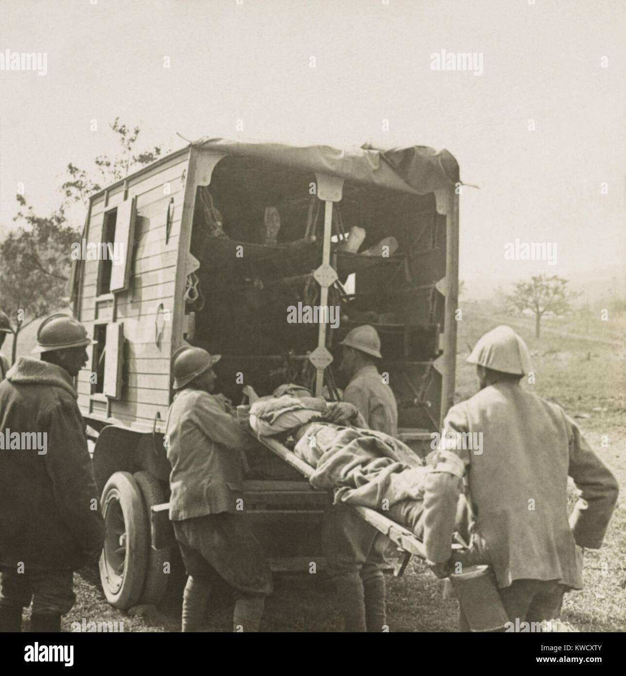 Rotes kreuz kantine erster weltkrieg -Fotos und -Bildmaterial in hoher ... Rotes kreuz kantine erster weltkrieg -Fotos und -Bildmaterial in hoher ...