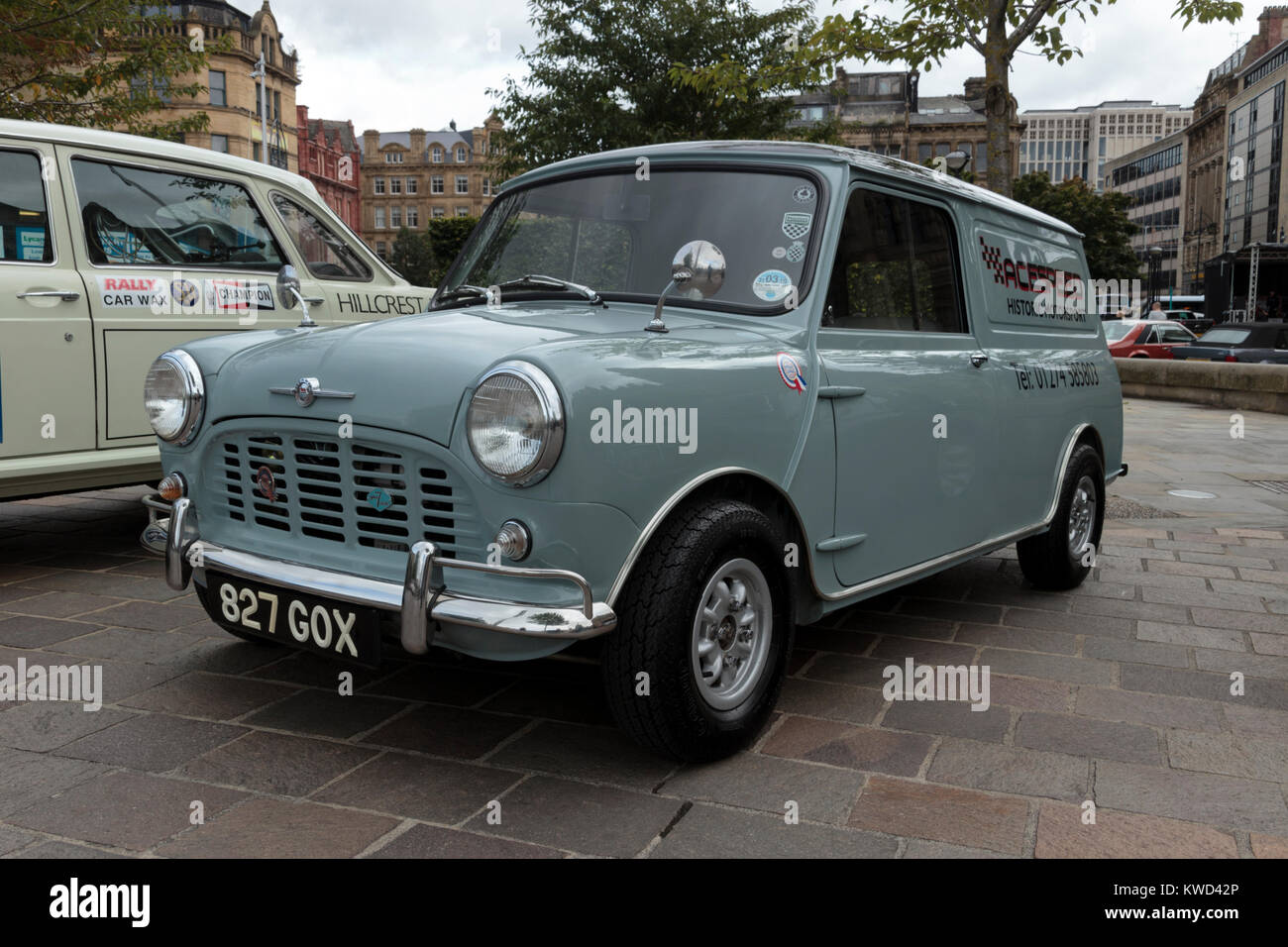 Morris light van -Fotos und -Bildmaterial in hoher Auflösung – Alamy