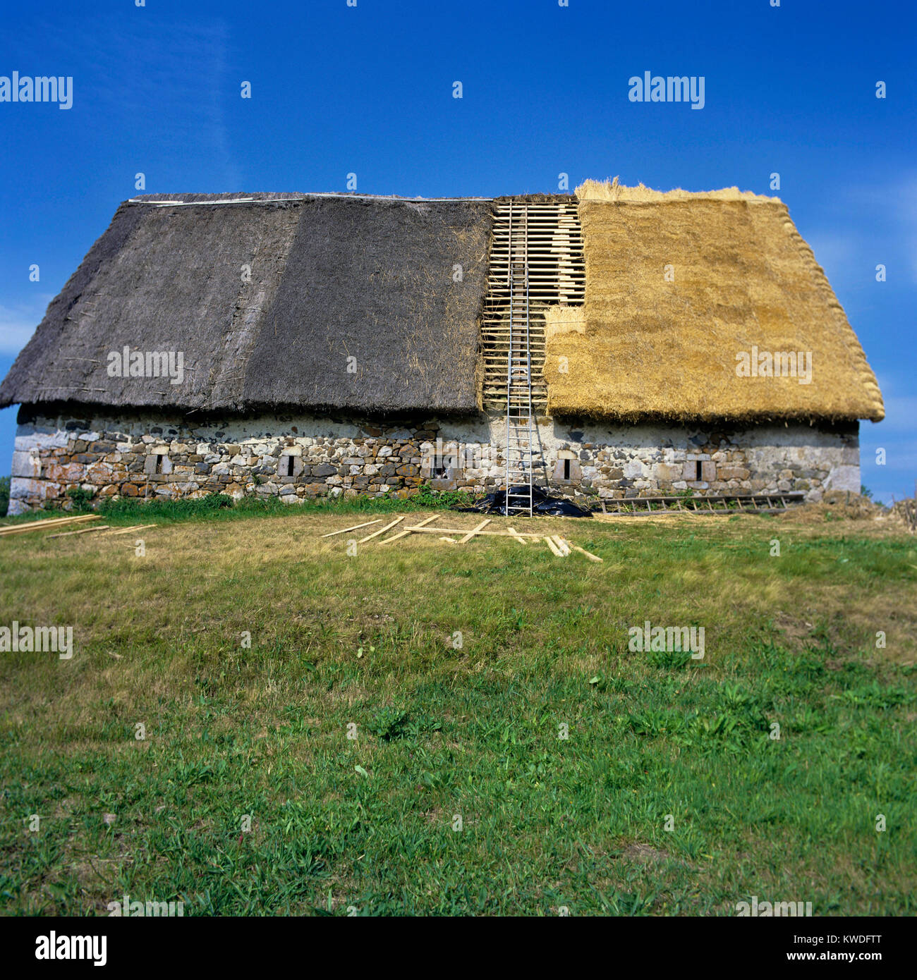 Ein strohdach -Fotos und -Bildmaterial in hoher Auflösung – Alamy