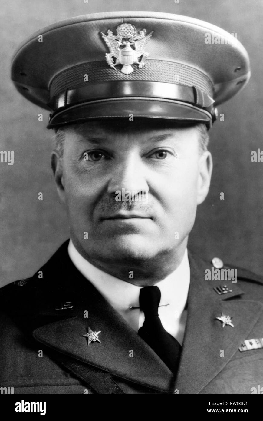 General der armee Schwarzweiß-Stockfotos und -bilder - Seite 2 - Alamy