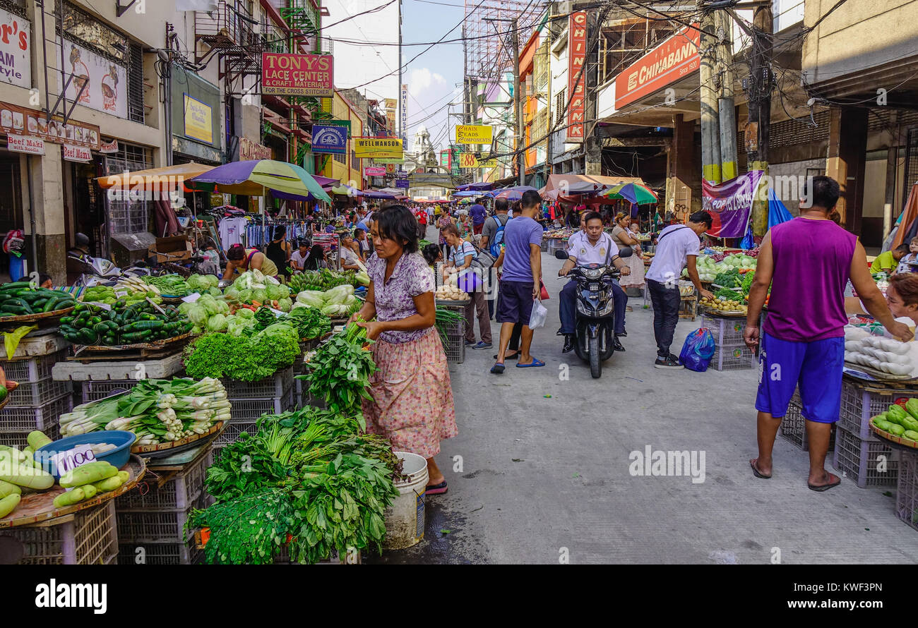 Life of poor people in manila philippines -Fotos und -Bildmaterial in ...