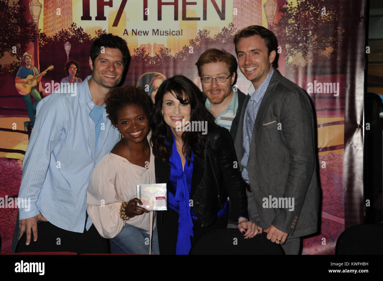 NEW YORK, NY - 12. Juni: Tom Kitt, LaChanze, Idina Menzel, Anthony Rapp ...