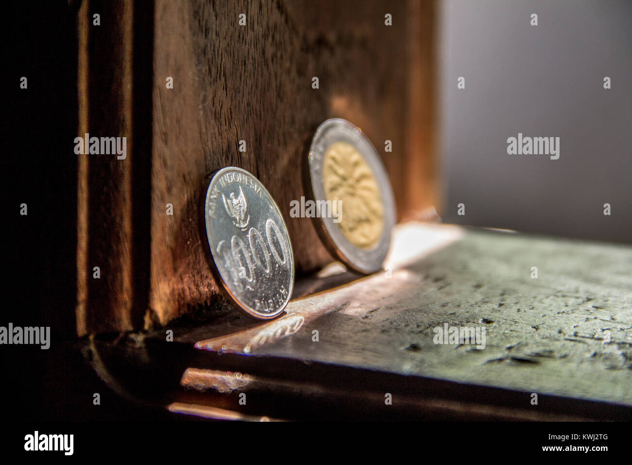 Old versus new -Fotos und -Bildmaterial in hoher Auflösung – Alamy