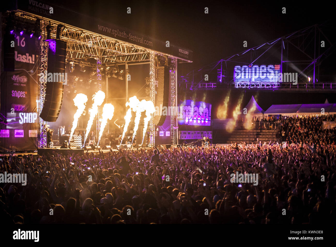 Lewis feuer festival -Fotos und -Bildmaterial in hoher Auflösung – Alamy