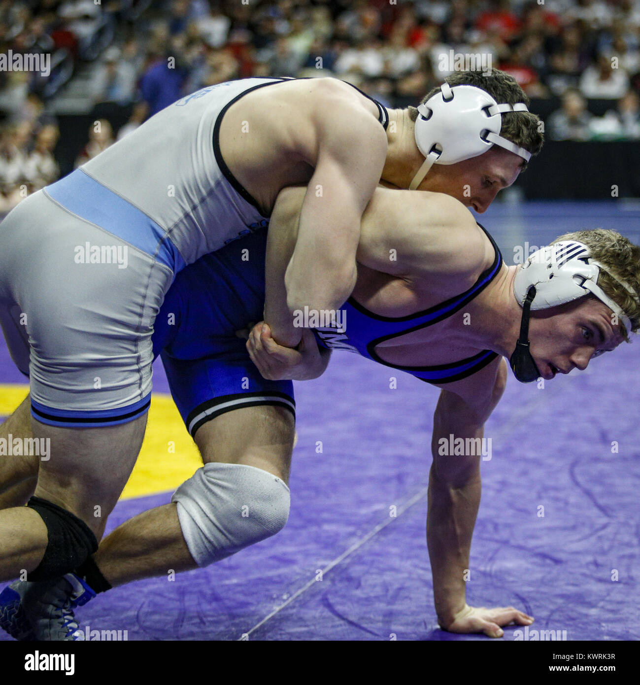 Des Moines, Iowa, USA. 17 Feb, 2017. West Liberty Joe Kelly Werke aus ...