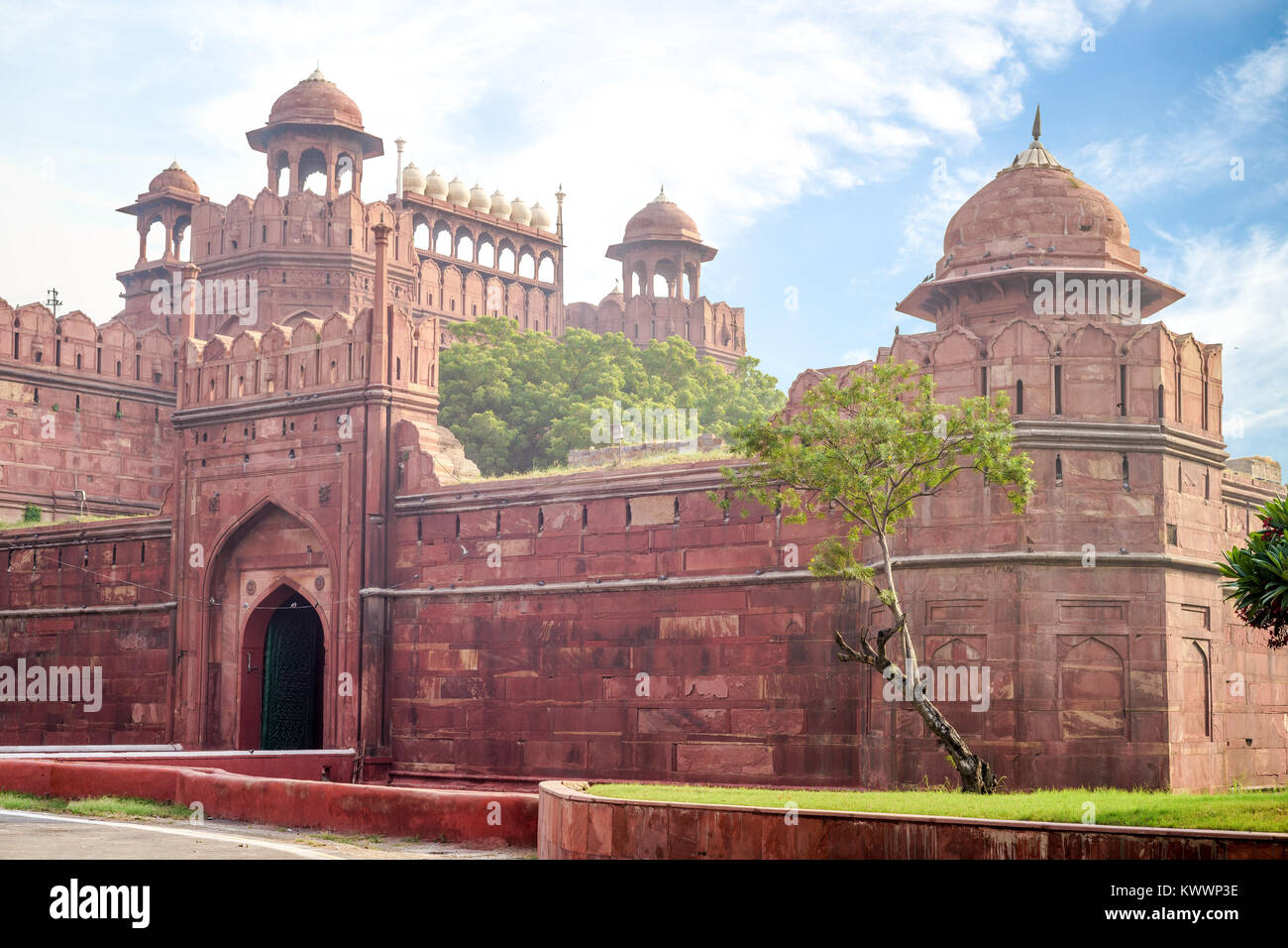 Roter tempel in delhi -Fotos und -Bildmaterial in hoher Auflösung – Alamy