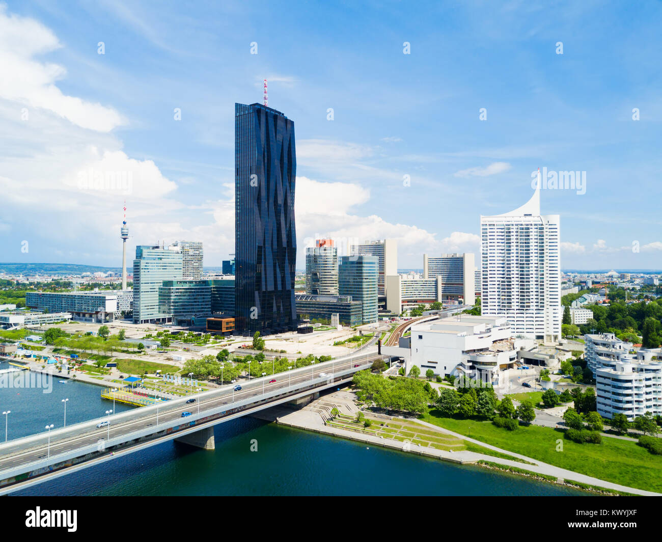 Luftbild von wien und donau -Fotos und -Bildmaterial in hoher Auflösung ...