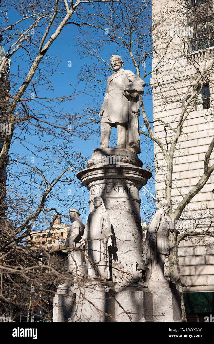 Giuseppe Verdi Monument an Verdi Square Park auf der Upper West Side ...