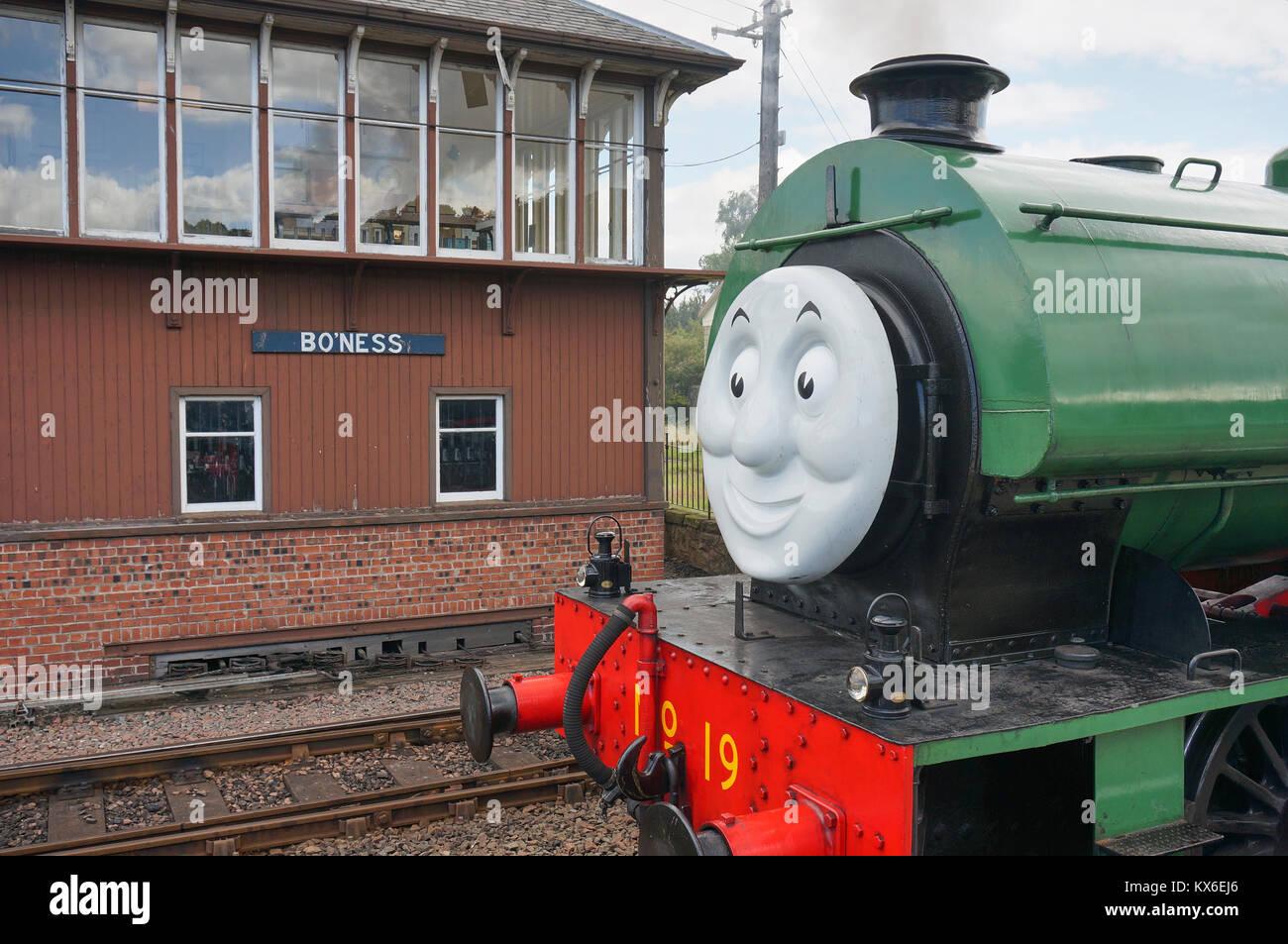 Thomas tank engine face in -Fotos und -Bildmaterial in hoher Auflösung ...