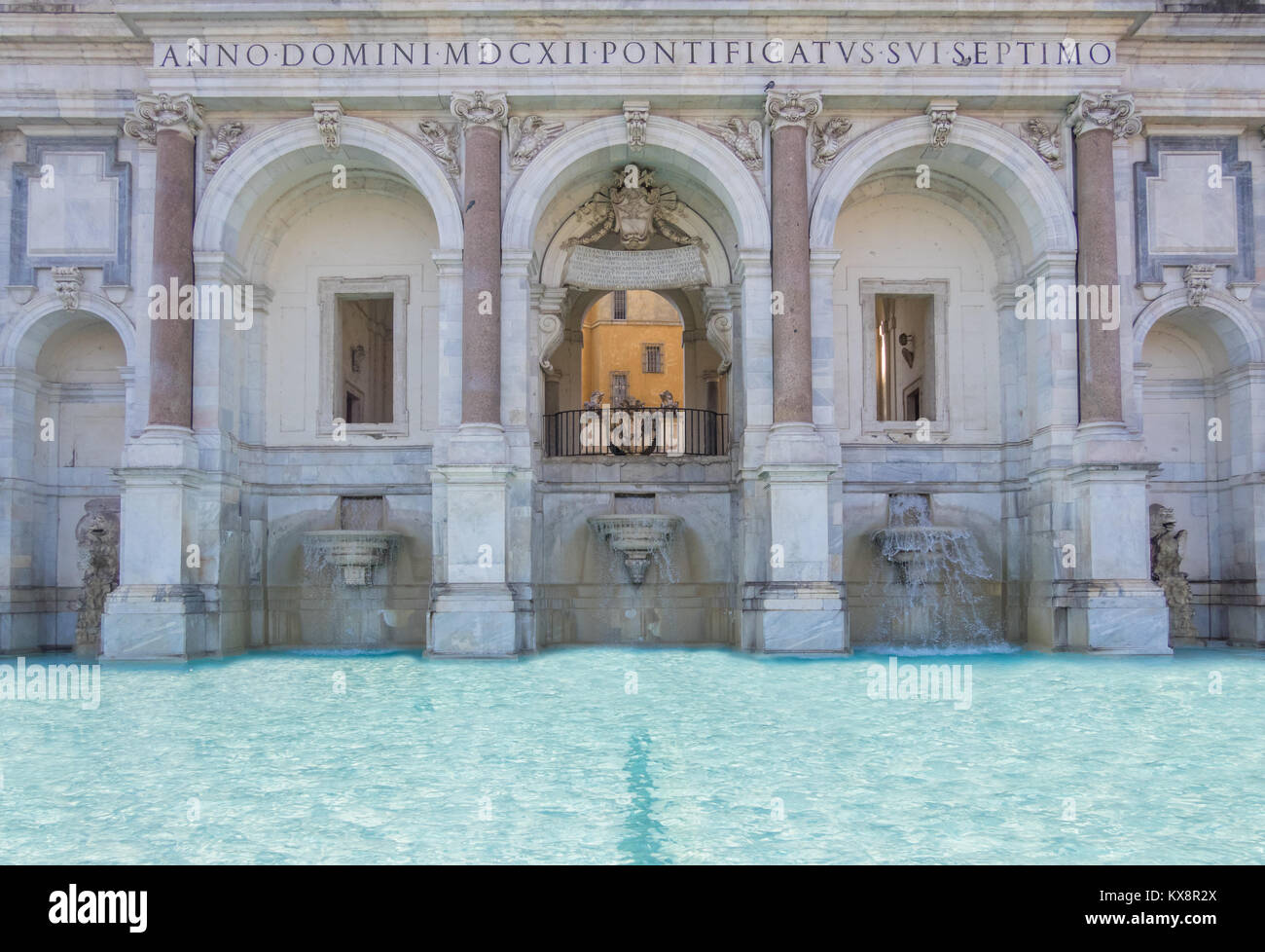 Rom (Italien) - Die monumentale Lungotevere mit Kirche und dem ...