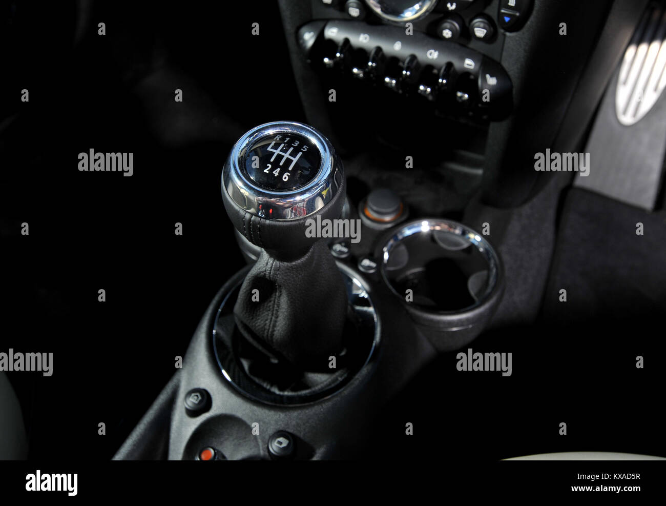 Mini countryman gear knob store