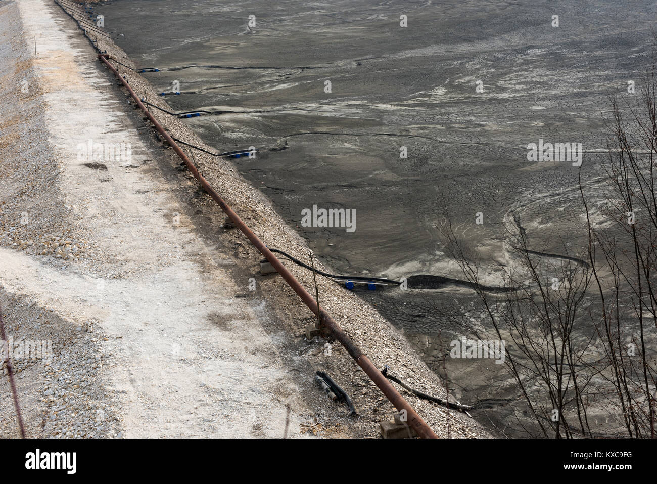 Vermin barrier -Fotos und -Bildmaterial in hoher Auflösung – Alamy