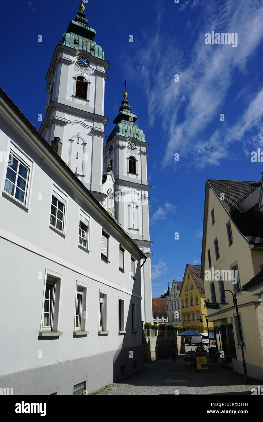 BAD Waldsee, Deutschland - ca. August 2016 BCollegiate Kirche St. Peter ...