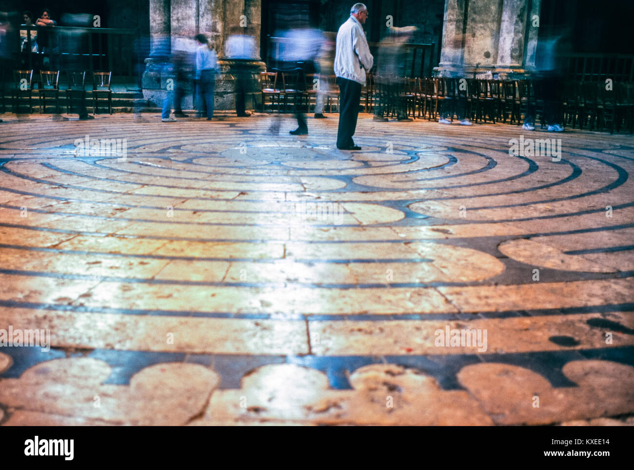 Chartres cathedral labyrinth france -Fotos und -Bildmaterial in hoher ...