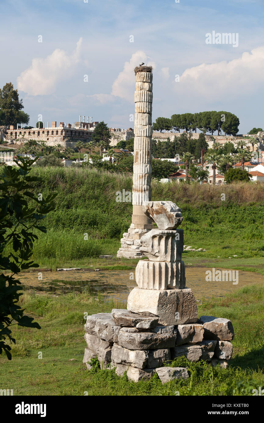 Der Tempel der Artemis, eines der sieben Weltwunder der Antike ...