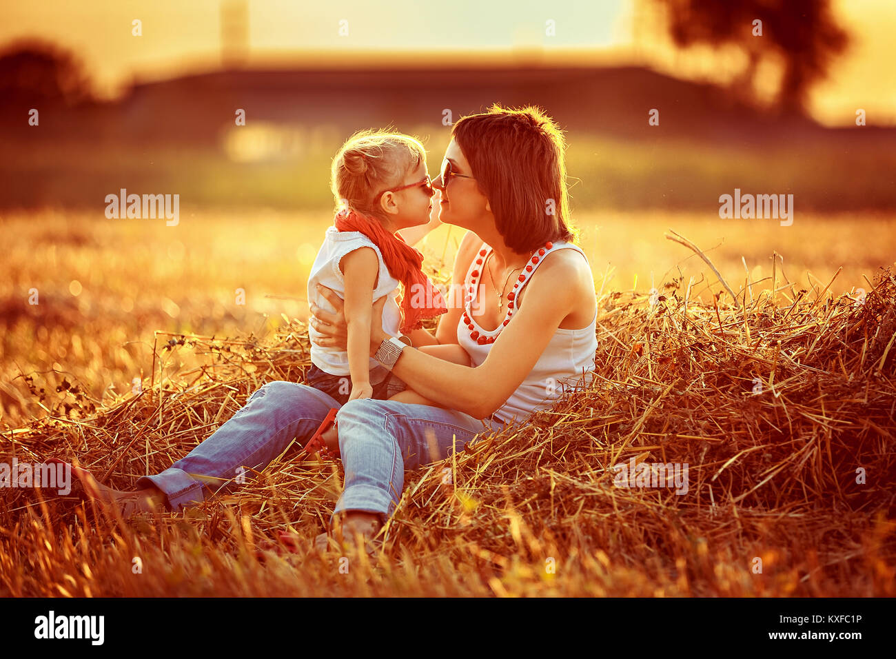 Mutter tochter elternteil kind -Fotos und -Bildmaterial in hoher ...