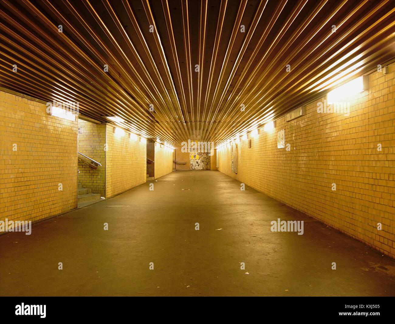 Berlin landsberger allee -Fotos und -Bildmaterial in hoher Auflösung ...