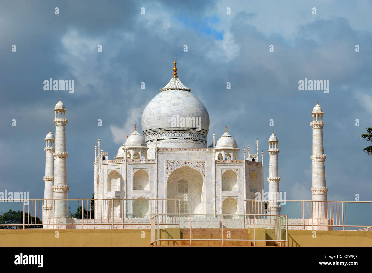 Islamisches grabmal -Fotos und -Bildmaterial in hoher Auflösung – Alamy