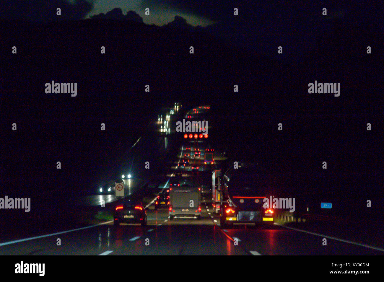 Highway a8 germany -Fotos und -Bildmaterial in hoher Auflösung – Alamy